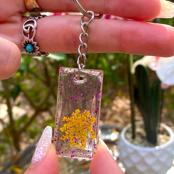 Accessories | Yellow Flower Pink Glitter Resin Keychain | Poshmark